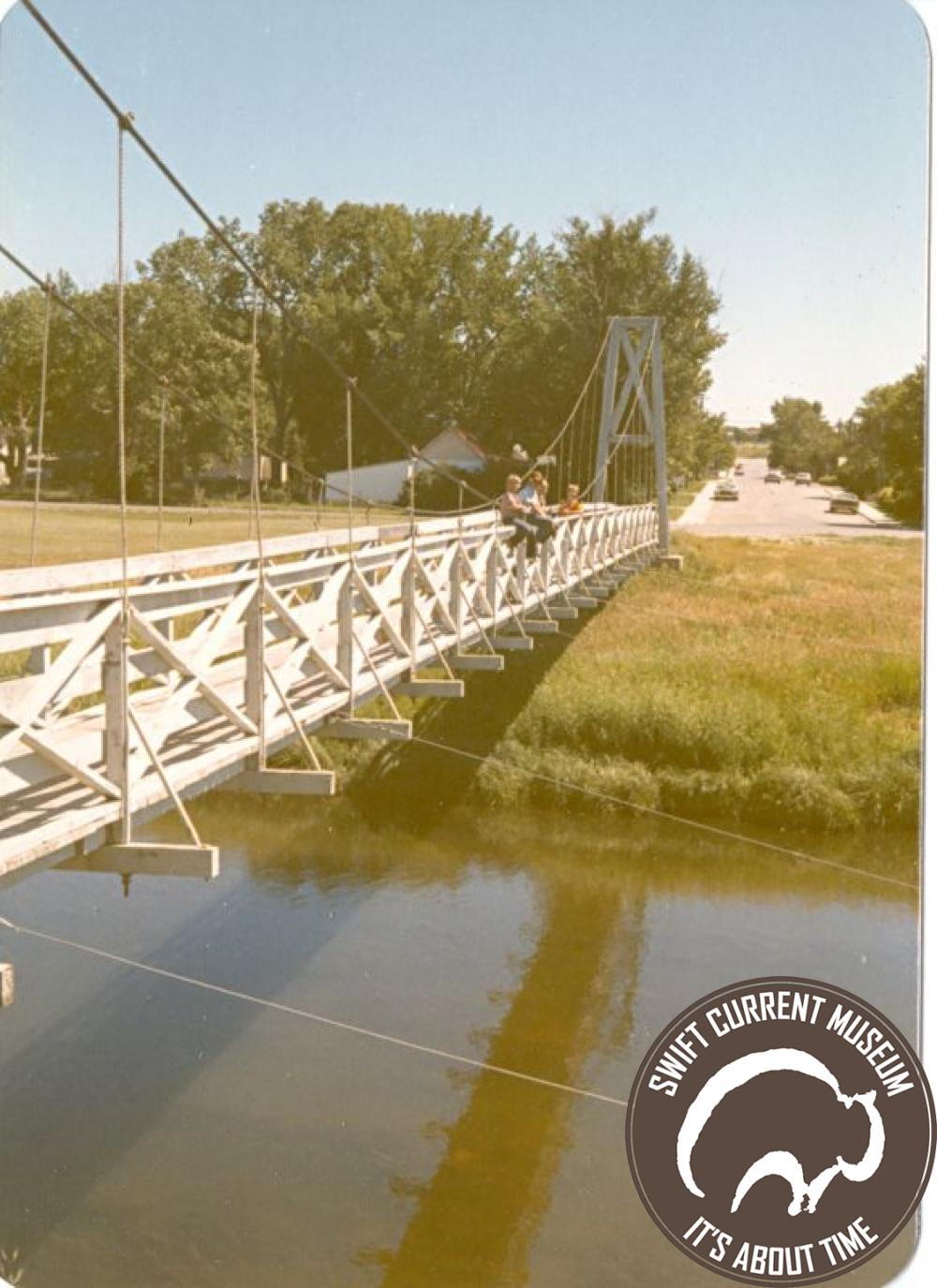 Swift Current Museum : Image/Video/Sound : Swinging Bridge, Swift ...